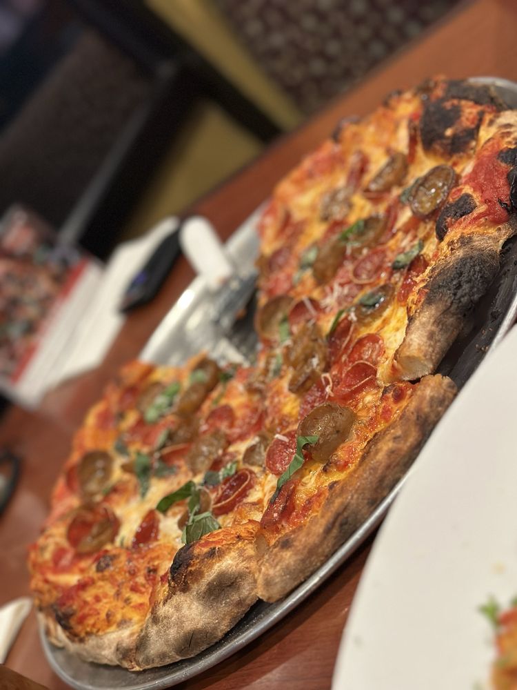 Farrelli's Pizza & Pool, Lacey | Roadtrippers