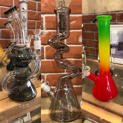 SELECT SMOKES - Updated December 2025 - 80 Photos - 3640 Hastings ...