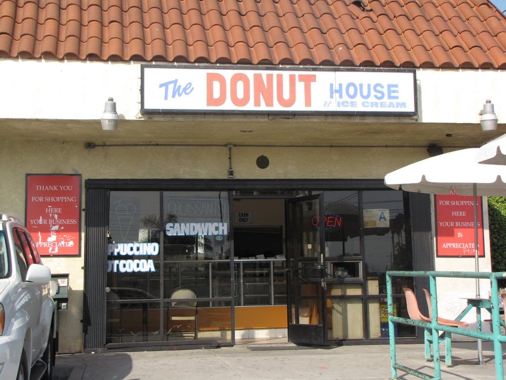 THE DONUT HOUSE - Updated September 2025 - 20 Photos - 2717 E Alondra ...