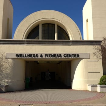 MAXWELL FITNESS AND SPORTS CENTER - Updated October 2025 - 50 West Ash ...