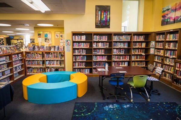 ROCHAMBEAU LIBRARY - Updated November 2025 - 33 Photos & 30 Reviews ...