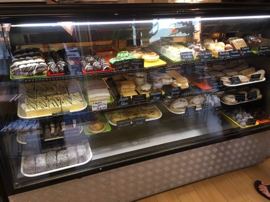 BELS GORDON ST BAKERY - Updated June 2025 - 10 Photos - 128 Gordon St ...