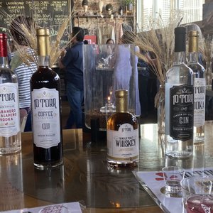 10 TORR DISTILLING AND BREWING - 409 Photos & 182 Reviews - 490 Mill St ...