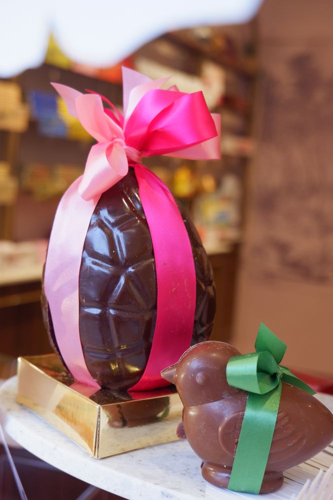 MAISON BONNAT - Updated May 2024 - 36 Photos - 189 rue du Faubourg ...