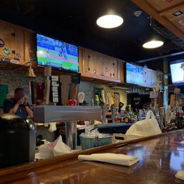 CRAFTY ROOSTER - Updated June 2025 - 81 Photos & 154 Reviews - 1125 3rd ...