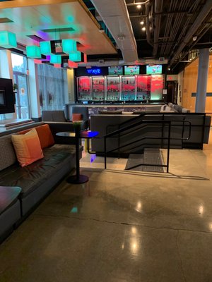 ALOFT LAS COLINAS - 77 Photos & 139 Reviews - 122 East John Carpenter ...