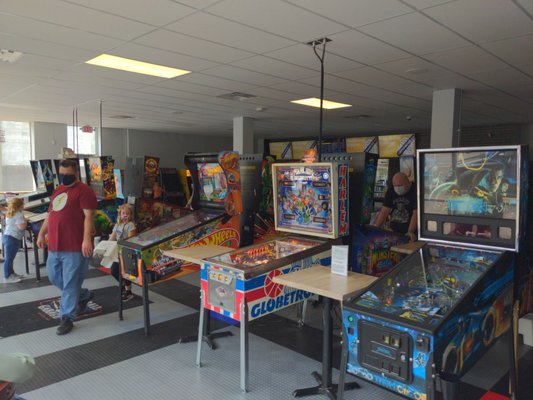 PINBALL GARAGE - 18 Photos - Bars - 113 N 3rd St, Hamilton, OH - Phone ...