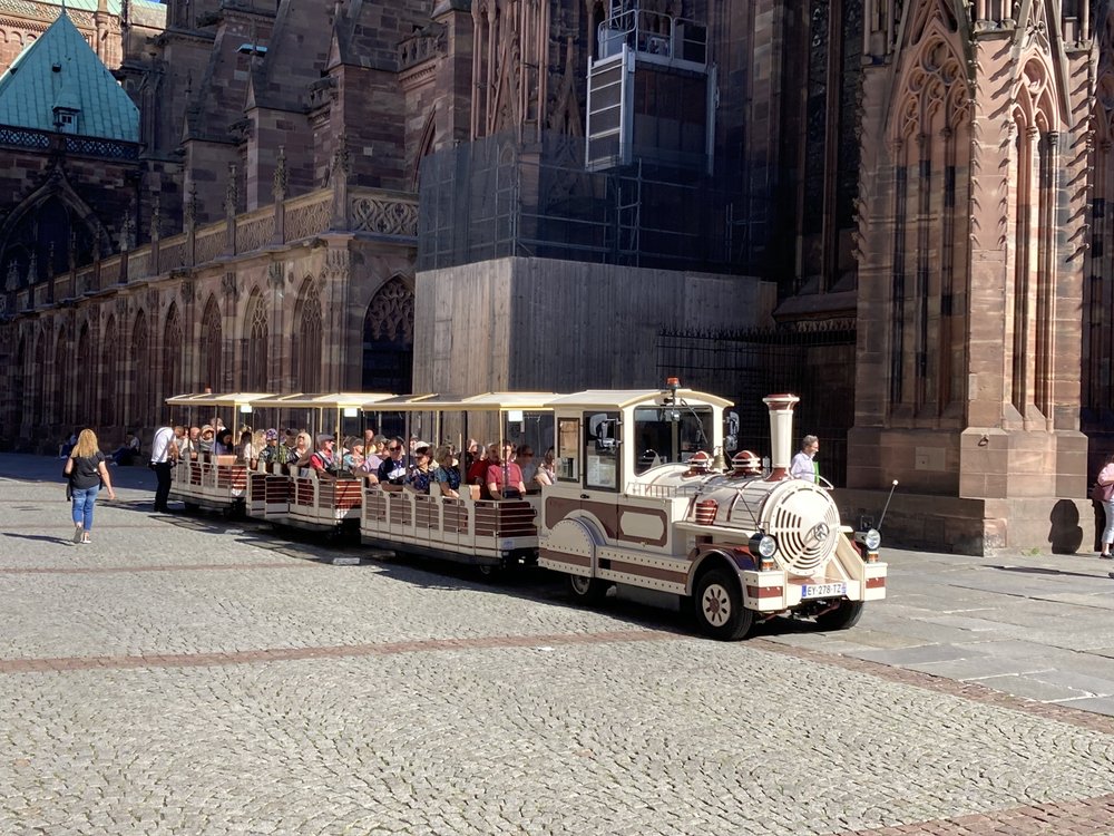 PETIT TRAIN TOURISTIQUE DE STRASBOURG - Straßburg, Bas-Rhin, France ...
