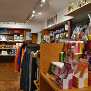 RED’S SHOE BARN - 15 Photos & 25 Reviews - 35 Broadway, Dover, NH ...