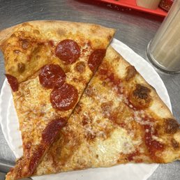 HALFTIME KING OF PIZZA - Updated January 2026 - 125 Photos & 243 ...