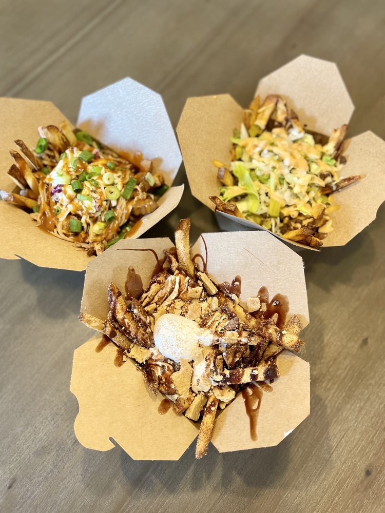 POUTINE PEDDLERS - Updated December 2025 - 55 Photos & 34 Reviews - 239 ...