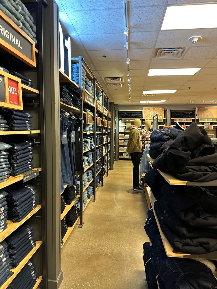 LEVI’S OUTLET STORE - Updated September 2025 - 12 Reviews - 1650 ...