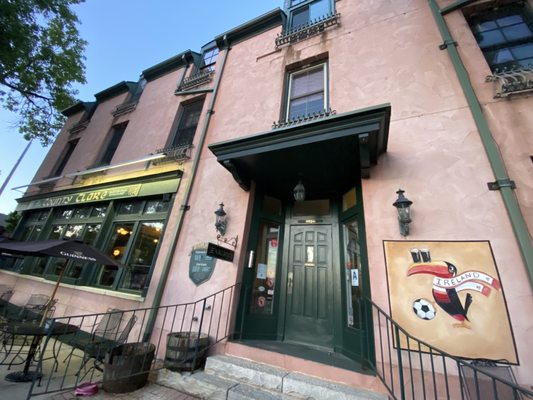 COUNTY CLARE INN - Updated June 2024 - 51 Photos & 42 Reviews - 1234 N ...