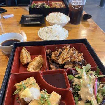 JU HACHI - Updated August 2024 - 1794 Photos & 792 Reviews - 1730 S St ...