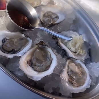 PERLA OYSTER BAR AND GRILL - Updated March 2025 - 69 Photos & 27 ...