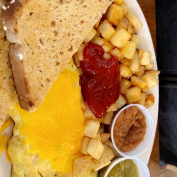 BRANDIS COUNTRY KITCHEN - Updated August 2025 - 39 Photos & 57 Reviews ...