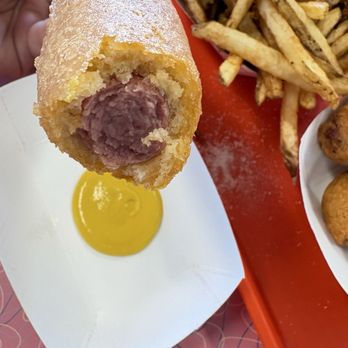 COZY DOG DRIVE IN - Updated December 2025 - 262 Photos & 277 Reviews ...