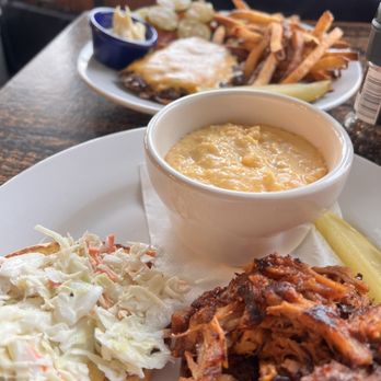 THE HAPPY HOG - Updated September 2025 - 10 Photos & 17 Reviews - 100 S ...