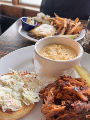 THE HAPPY HOG - Updated January 2026 - 11 Photos & 22 Reviews - 100 S ...