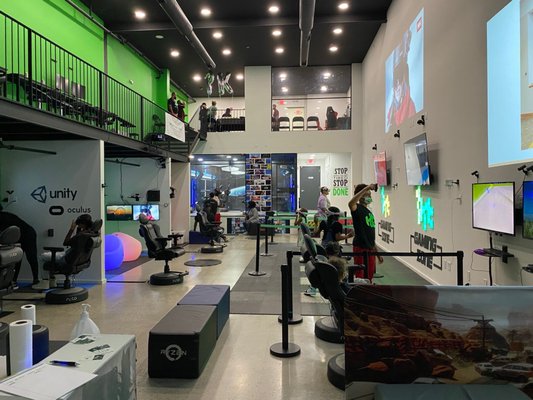 THE HOLODEC - Updated December 2025 - 10 Photos - 1516 N 5th St ...