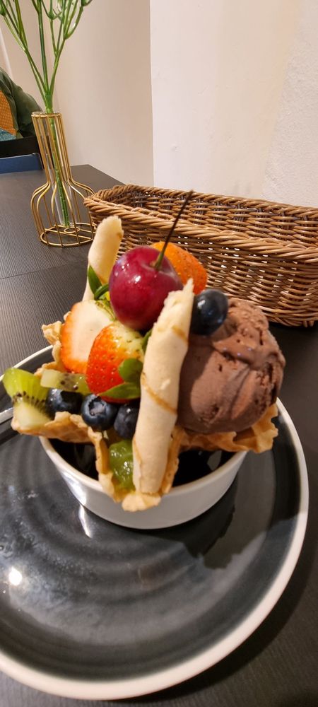 WAFFLE ZONE - 10 Photos - 14 Baghdad St, Singapore, Singapore - Waffles ...