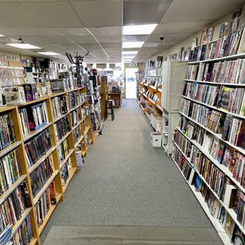 CRUSH COMICS - Updated May 2024 - 24 Photos & 103 Reviews - 2869 Castro ...
