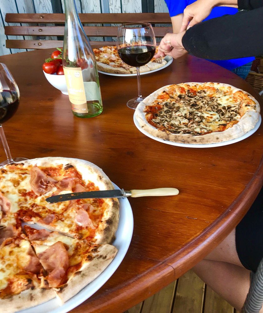 EMINI’S RESTAURANT - Updated May 2025 - Ringstr. 6, Forstern, Bayern ...