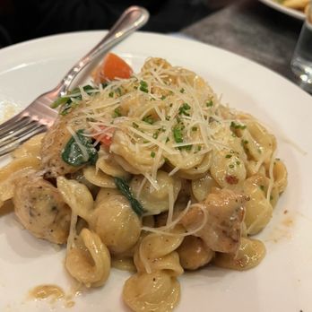 CREW - Updated February 2025 - 297 Photos & 453 Reviews - 2290 South Rd ...