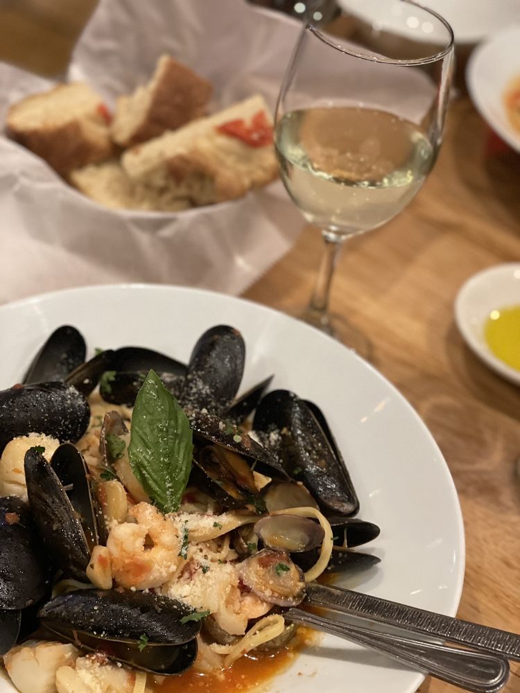 TUTTI PAZZI - Updated July 2024 - 71 Photos & 67 Reviews - 269 Bedford ...