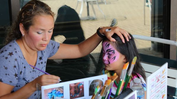 FIVE SEASONS FAMILY SPORTS CLUB - BURR RIDGE - Updated September 2024 ...