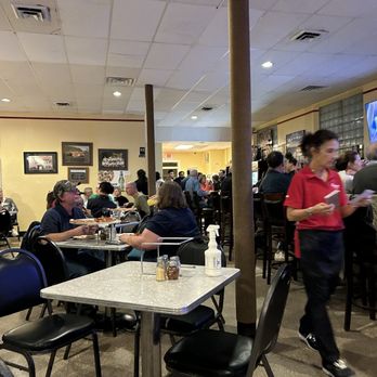 CONTE’S PIZZA AND BAR - Updated March 2025 - 177 Photos & 395 Reviews ...