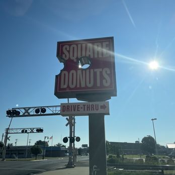 SQUARE DONUTS - Updated December 2025 - 50 Photos & 80 Reviews - 935 ...