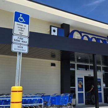 GOODWILL INDUSTRIES - Updated December 2025 - 21 Photos & 32 Reviews ...