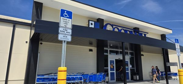 GOODWILL INDUSTRIES - Updated December 2025 - 21 Photos & 32 Reviews ...