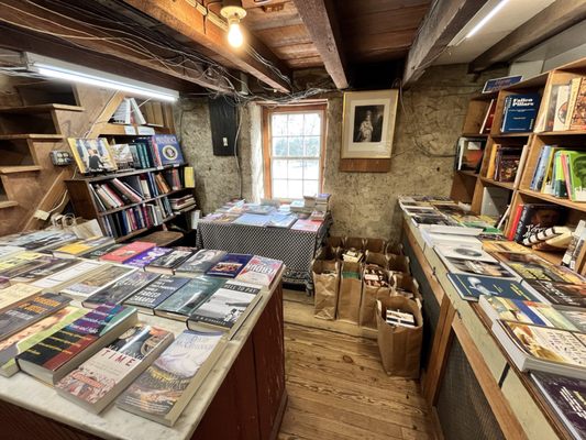 BALDWIN BOOK BARN - Updated November 2025 - 162 Photos & 68 Reviews ...