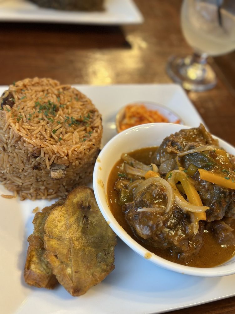 ILOUNGE TASTE THE DIFERENCE - Updated December 2025 - 87 Photos & 54 ...