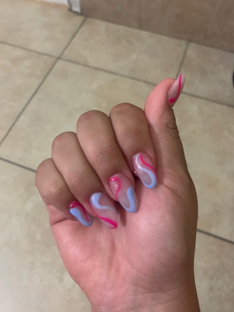 TEN NAILS - Updated July 2025 - 144 Photos & 98 Reviews - 7606 Reseda ...