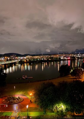 PORTLAND MARRIOTT DOWNTOWN WATERFRONT - Updated August 2025 - 567 ...