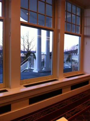 COLD SPRING HARBOR LIBRARY - Updated December 2025 - 17 Photos & 13 ...