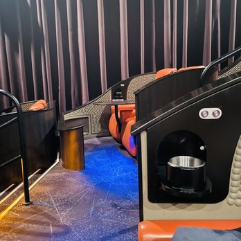 IPIC PASADENA - 1330 Photos & 1905 Reviews - 42 Miller Alley, Pasadena ...