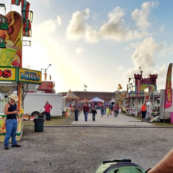 GALVESTON COUNTY FAIR & RODEO - Updated August 2025 - 20 Photos ...