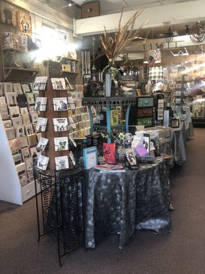 PLAIN & FANCY GIFT SHOP - Updated July 2024 - 11 Photos - 323 S Main St ...