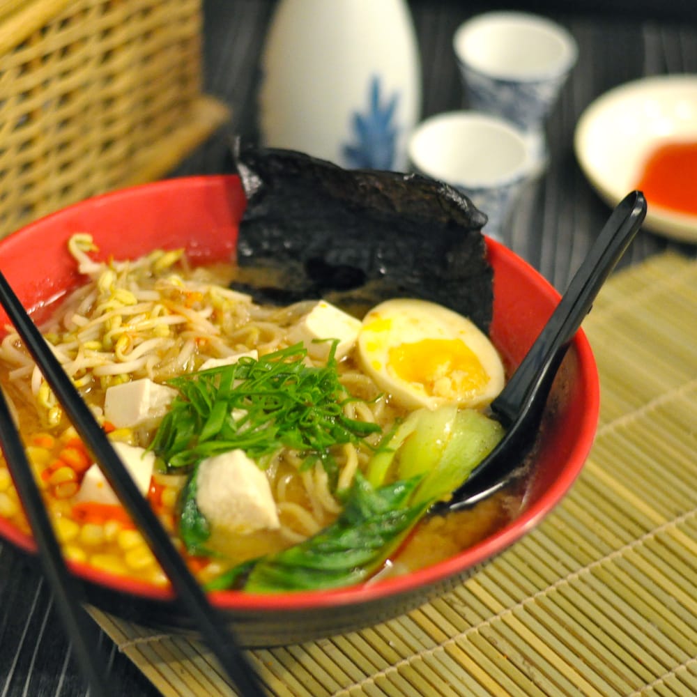 SAMU EATS - Updated June 2025 - The Z Compound, 33A Malingap St, Quezon ...