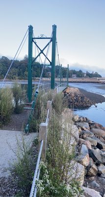 WIGGLY BRIDGE - Updated May 2025 - 77 Photos & 22 Reviews - 30 Lilac Ln ...