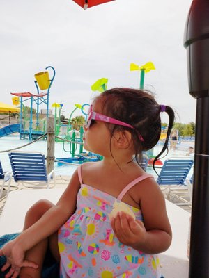 SPLASH DAYZ - Updated October 2025 - 22 Photos & 25 Reviews - 405 N Las ...