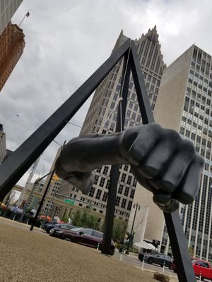 MONUMENT TO JOE LOUIS - Updated October 2025 - 63 Photos & 25 Reviews ...