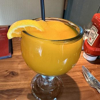 DOCKSIDE WILLIES - Updated May 2025 - 234 Photos & 182 Reviews - 449 S ...