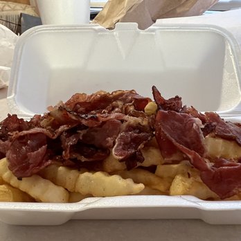 BUZZS DRIVE IN - Updated October 2024 - 112 Photos & 118 Reviews - 6707 ...