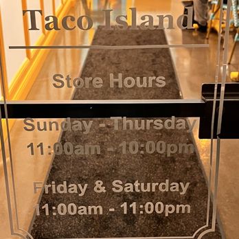 TACO ISLAND MEXICAN CANTINA - Updated March 2025 - 132 Photos & 71 ...
