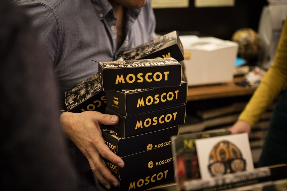 MOSCOT LONDON - Updated July 2025 - 22 Photos - 37 Beak Street, London ...